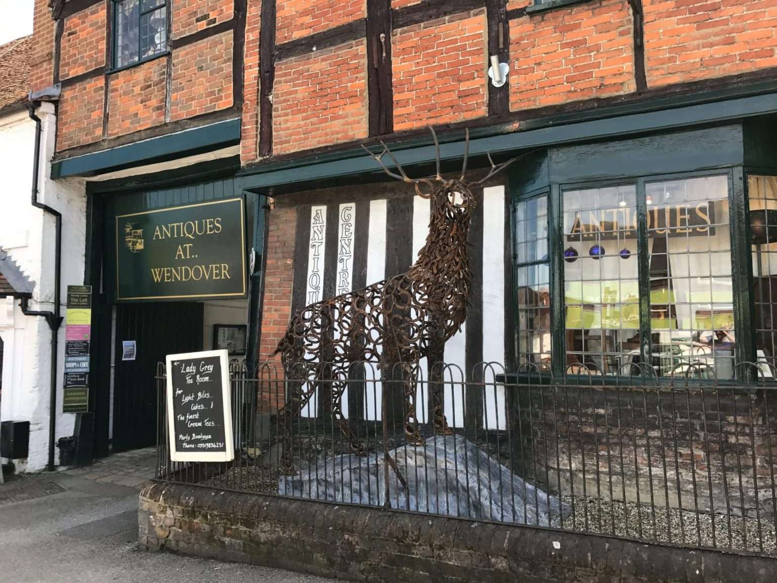 Stag Sculpture - Wendover - The Countryside Store